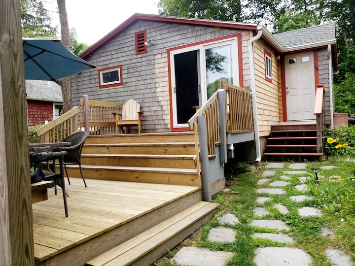 Songbird Cottage - Martha's Vineyard, MA