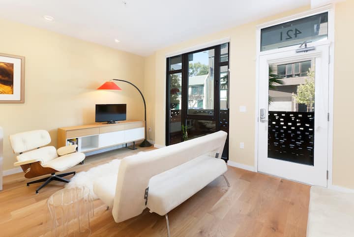 Condo With Balcony In Hayes Valley - San Francisco, CA