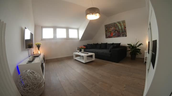 Moderne 2 Z. Design Wohnung Komplett Möbliert. - Erkrath