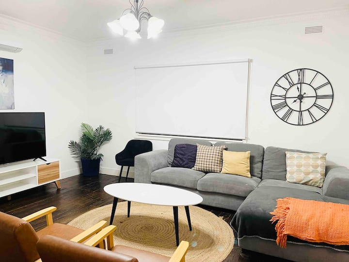 D113 Marsden Garden Estate 3 Bedrooms Sleeps 16 - Melbourne