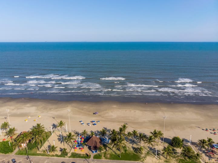 Casa Com Piscina / 50m Da Praia - Peruíbe