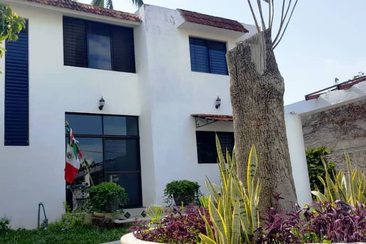 Belita's Delightful Place In Mérida. - Merida