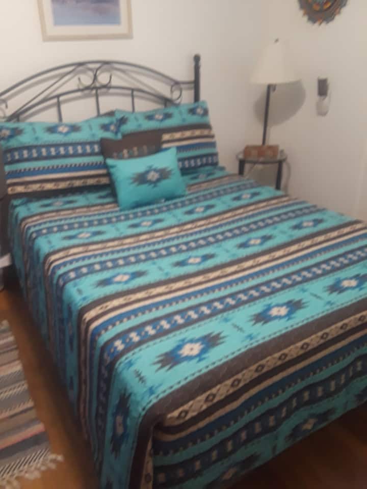 Cozy Unm Casita/nob Hill Duplex - Albuquerque