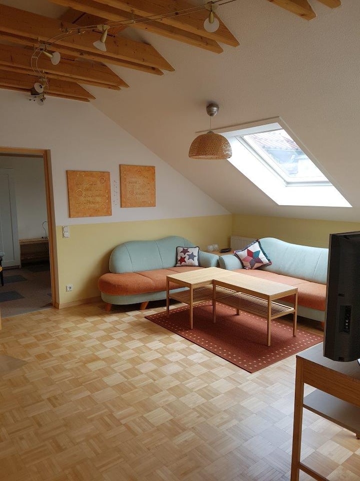 Wohnung Im Dach Zum Wohlfühlen (M. Langzeitrabatt) - Passau