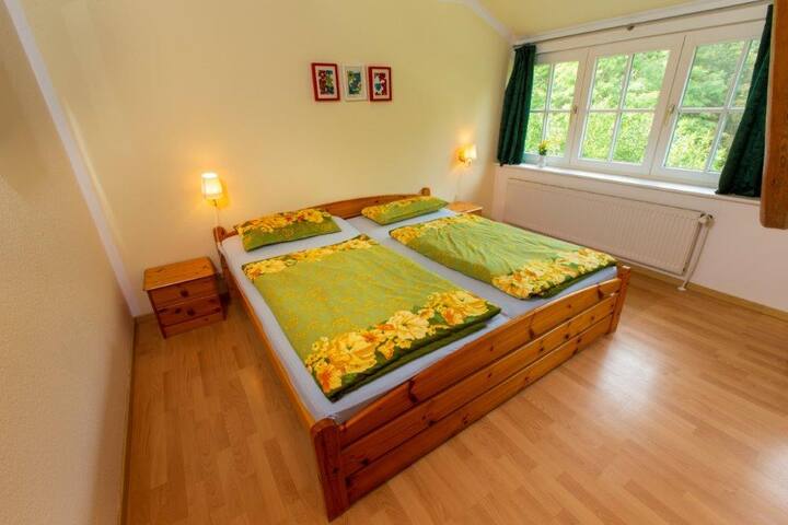 Ostseeurlaub: Helle&gemütliche Ferienwohnung"huhn" - Strande