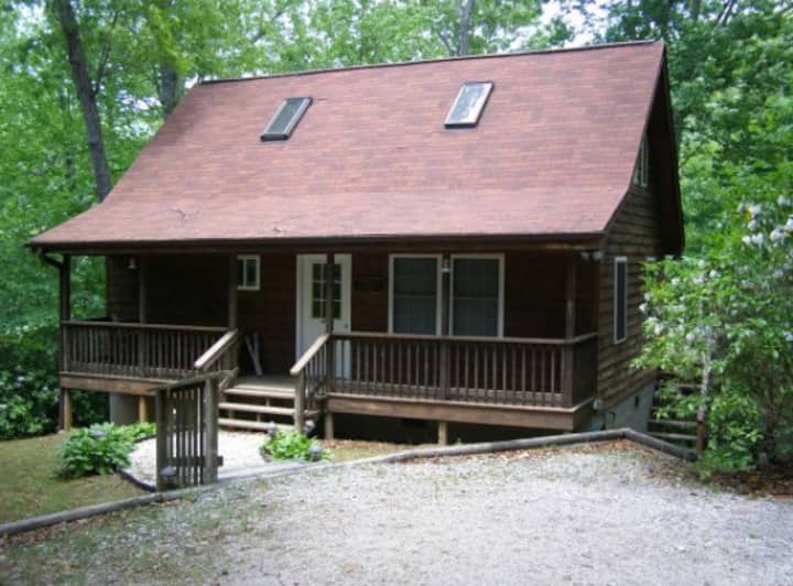 Crooked Cabin, The Largest At Sandy Cut Cabins. - Saluda, NC