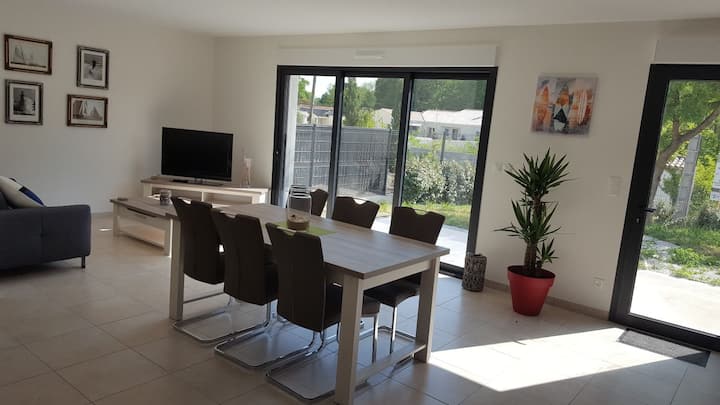 Maison Neuve Confortable, Au Calme Avec Jardin - Ronce-les-Bains