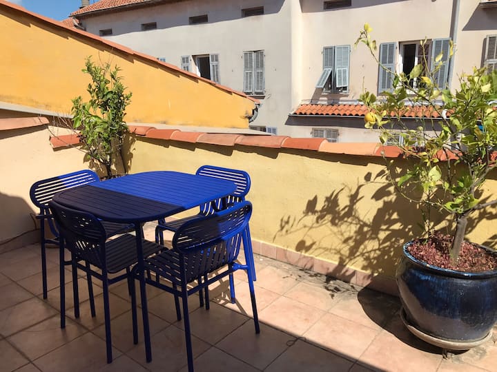 Charming Loft/duplex In The Heart Of The Old Town! - Nice