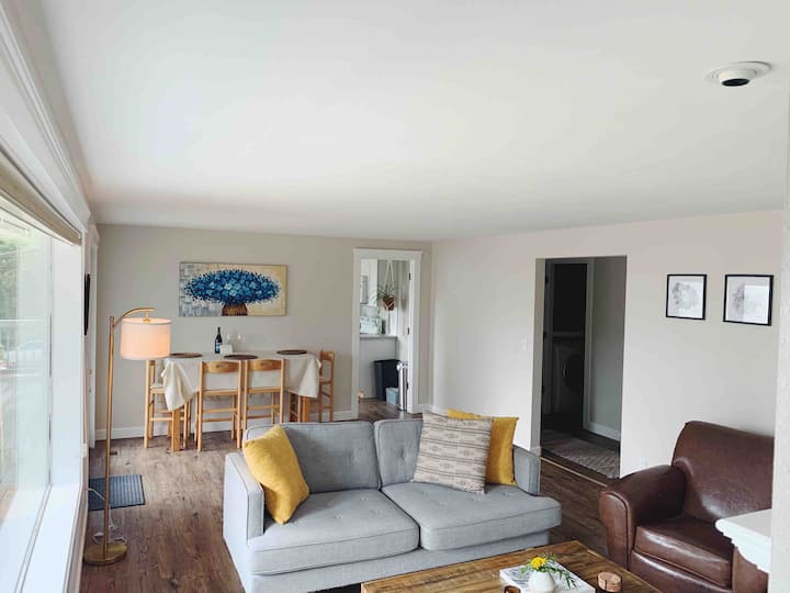 Bellingham Hillside Escape - Bellingham, WA