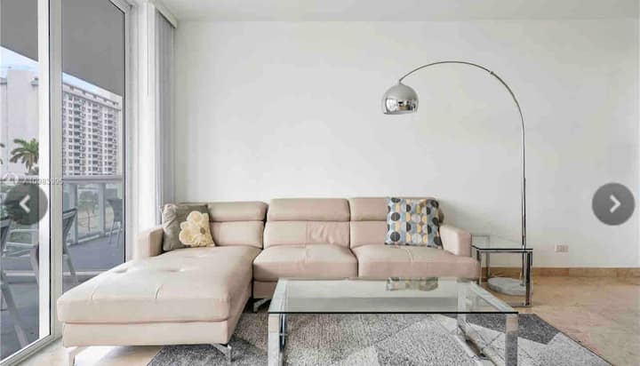 Exclusive Apartment Beach Front - Miami Beach