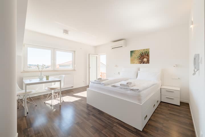 Design Apartment In  Podstrana Bei Split - Podstrana