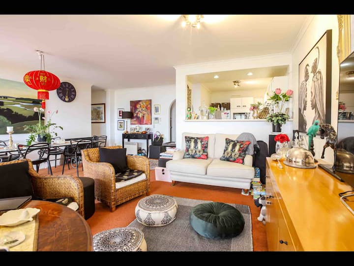 Ideal Quiet Location - Trains At Door - North Sydney