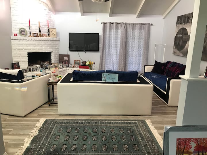 1 Bedroom/private Bath In Our House For 1 Tenant - Covina, CA