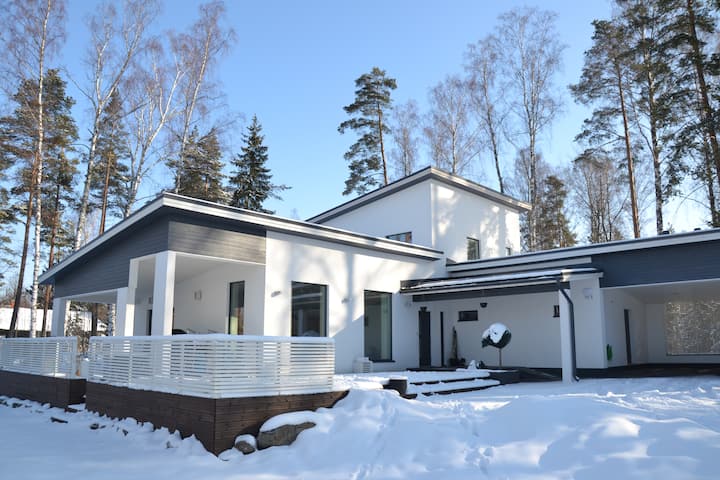 Finnish Modern Luxury House, 4 Br, Beautiful Sauna - Helsinki
