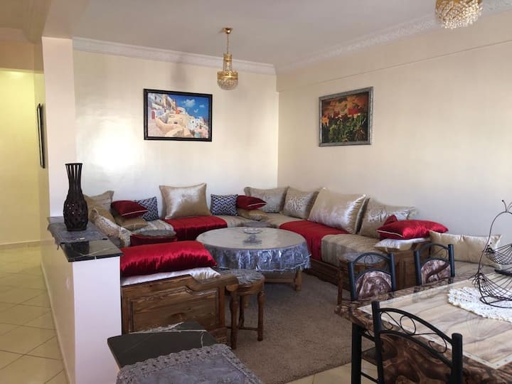 Appartement Spacieux Et Chaleureux - Agadir