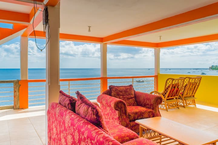 Best Ocean View Guest House At Seaworld - Roseau