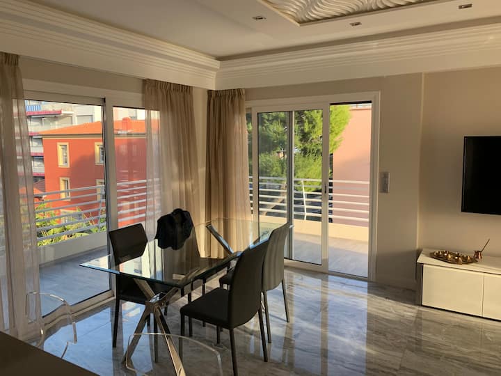 Appartement F3 De Grand Standing Au Bord De La Mer - Roquebrune-Cap-Martin