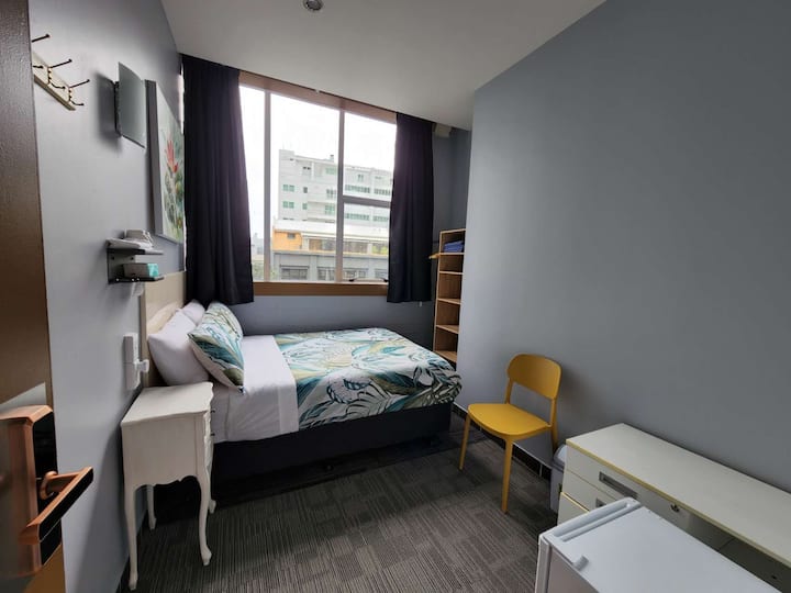 Hostel Double Bed Private Room No.318 - Auckland