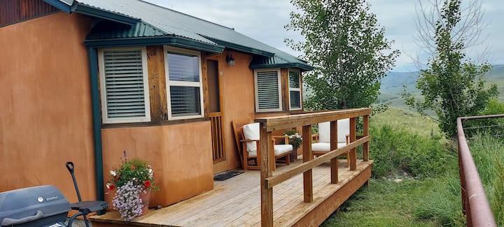 Heart Mountain Bungalow - Wyoming