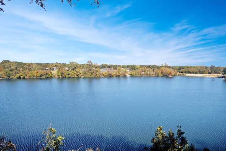 Lake View In North Austin - Austin, TX