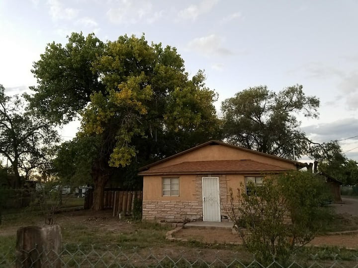 Sunflower Farms (Balloon Fiesta Hideaway) - Albuquerque, NM