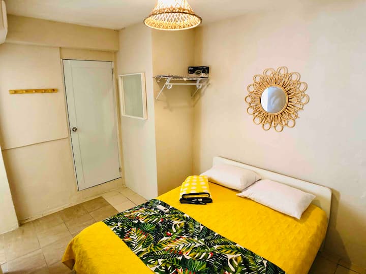 El Bunker: 10m To Airport, Beaches & Nightlife - San Juan