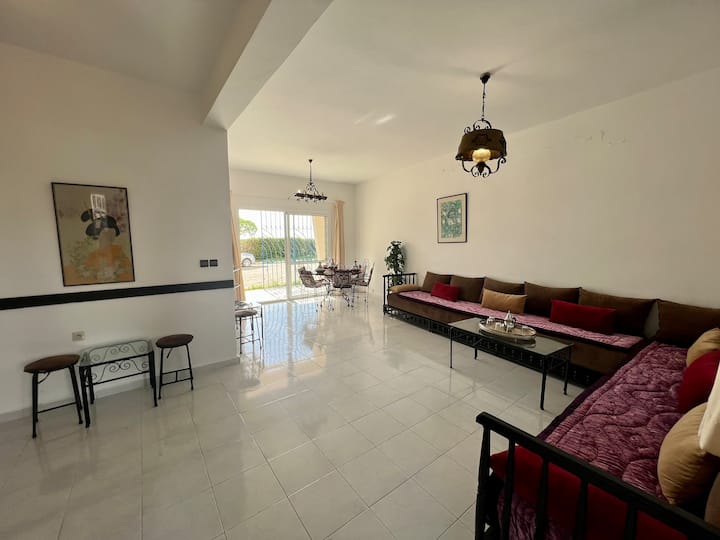 Superbe Appartement Spacieux Au Bord De La Mer - Tangier