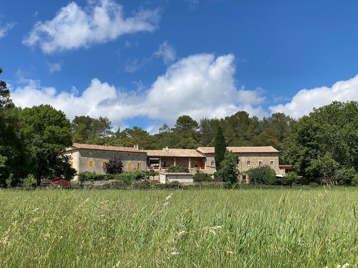 Les Gîtes Du Trouillas: Entre Oliveraie Et Vignes - Anduze