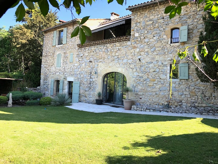 Luxueux Mas Provençale Au Coeur Du Gard Historique - Alès
