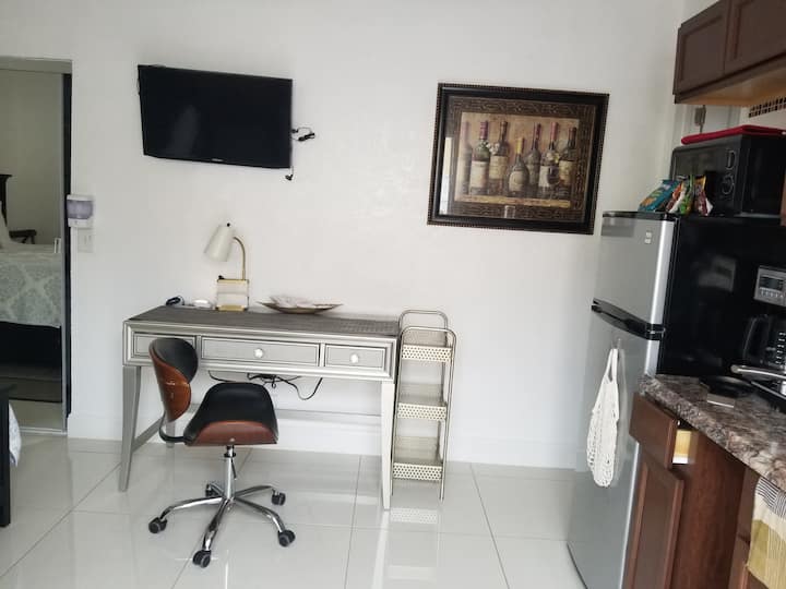 Airport Studio - Orlando, FL