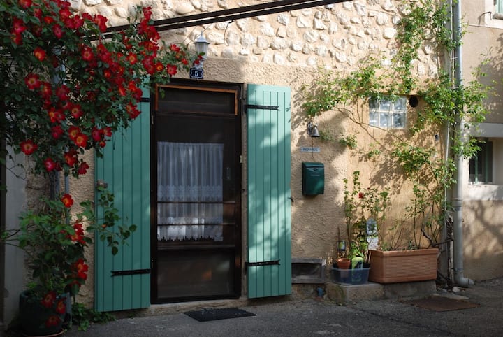 La Maison Des Trois Chapons - Buis Les Baronnies - Buis-les-Baronnies