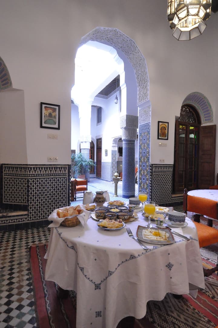 A Nice Familial Suite Room At An Authentical Riad. - Fes