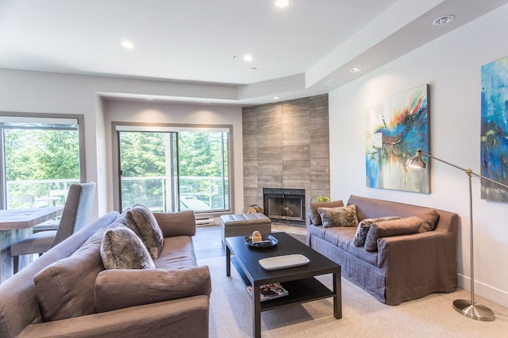 Modern Whistler Home By Alta Lake - ウィスラー