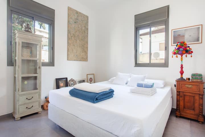 Nice Private Room + Your Own Balcony&shower Room - Tel-Aviv