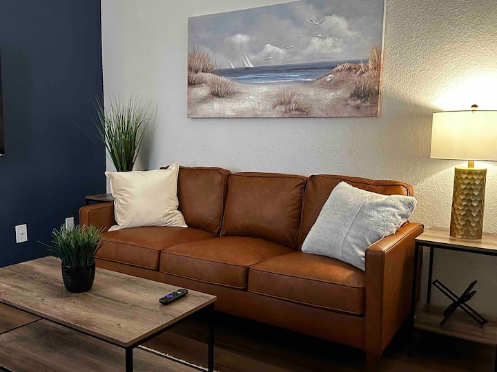 Modernized Stay - Eagle Pass, TX