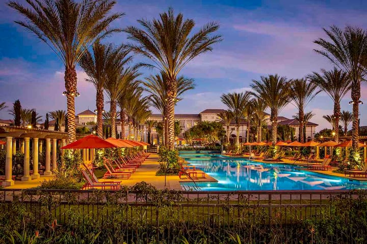 New 3 Beds Apt In Irvine/pool/gym - Irvine, CA