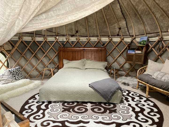 Top 10 Yurts Near Bruton, UK - Updated 2024 | Trip101