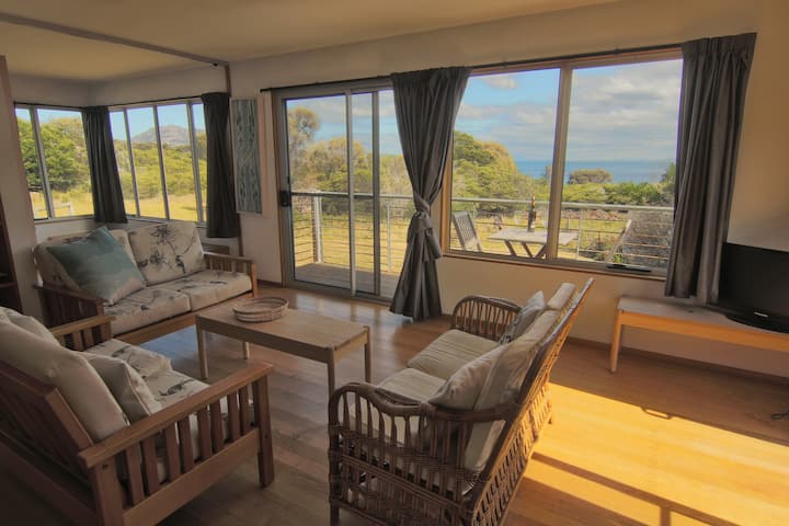 The "Backhouse" - Coles Bay