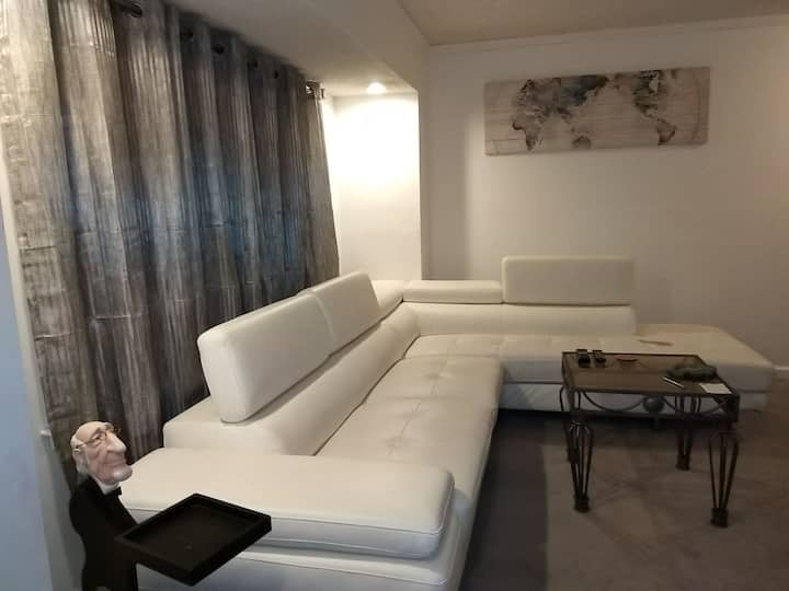 Large Bedroom Sleeps 3, Near Ac Convention Center - Atlantic City, NJ