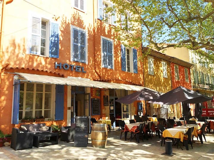 Entire Hotel Rental:6 Rooms,nearby Paradise Garden - Aups