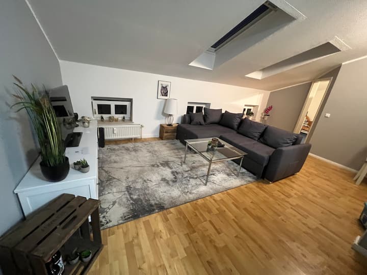 Schöne Helle Dg Wohnung In Der Altstadt Schwerin - Gottesgabe