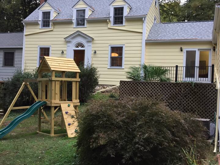 Downtown Home In The Woods One Block From Unc! - Chapel Hill, NC