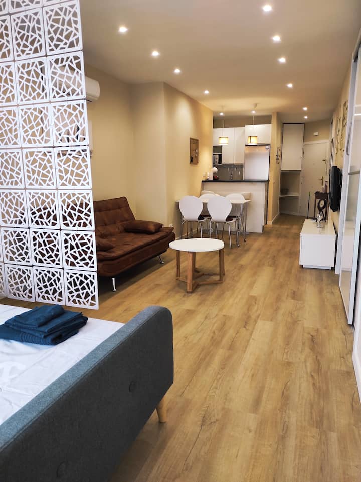 Estudio Céntrico  En  Torremolinos - Torremolinos