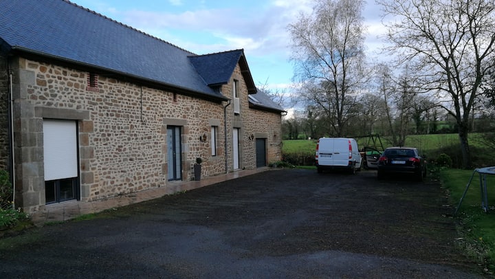 Maison De Campagne 4 Chambres - Le Jardin de la Pellerine