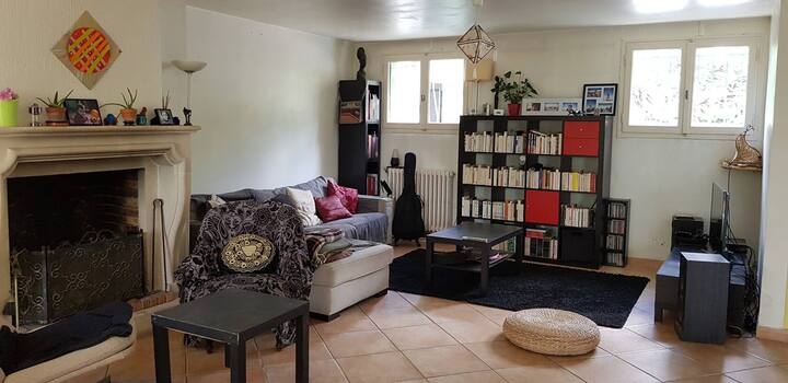 Villa Spacieuse Et Arborée Au Calme D'une Impasse - Frontignan