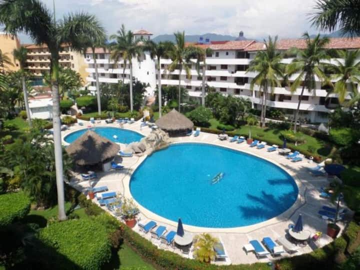 Royal Pacific Condo 2 Pools Tennis Marina - Puerto Vallarta