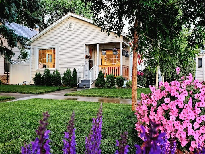 Perfect Location For City & Mountain Exploration - Montrose, CO