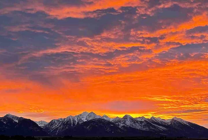 Mission Mountain Country Cottage & Sauna - モンタナ州