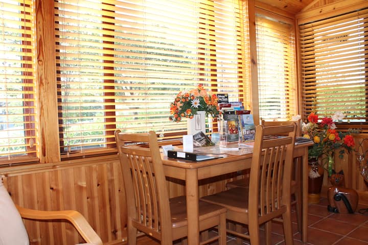 Macrae  Twin Room - Ullapool