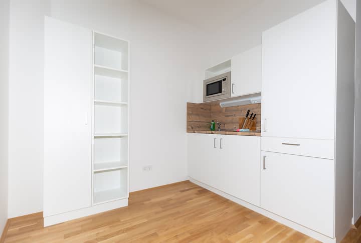 My Room-apartment With Balcony Near Trade Fair - Feldkirchen
